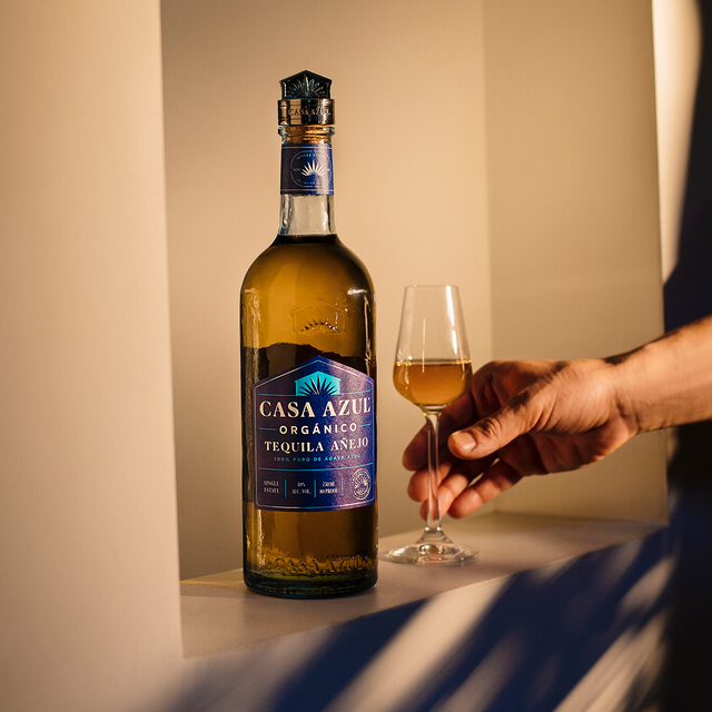 Casa Azul Orgánico Tequila Añejo
